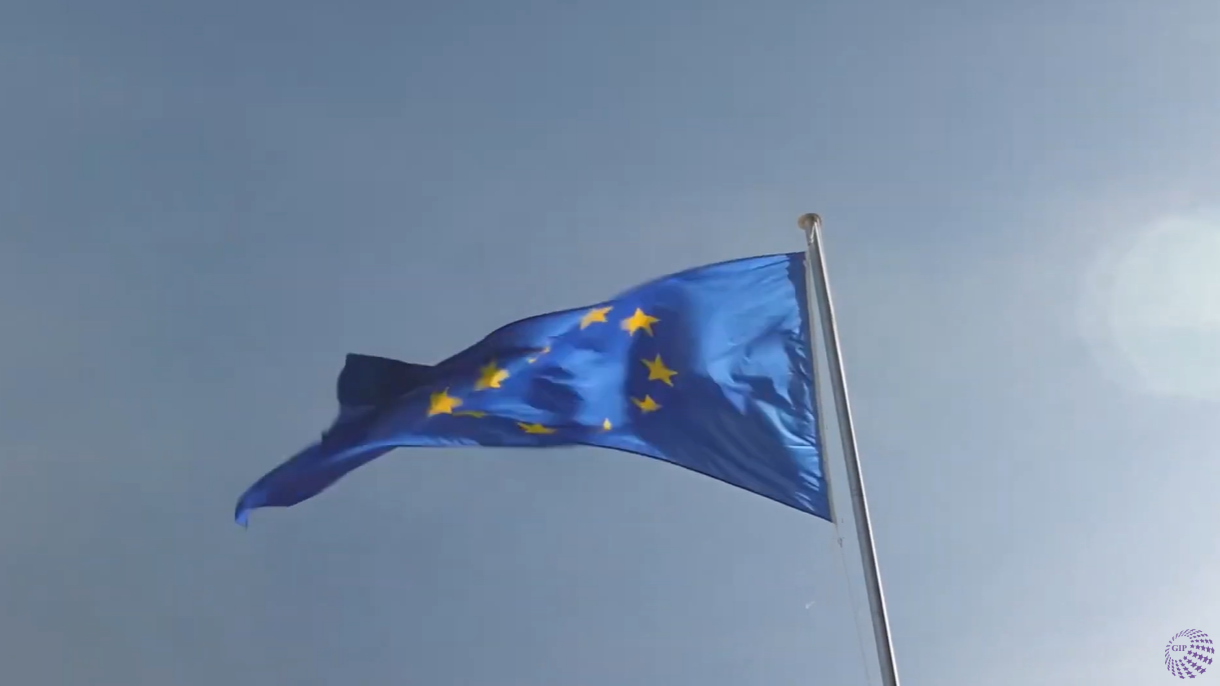 What is REUNIR about? – REUNIR